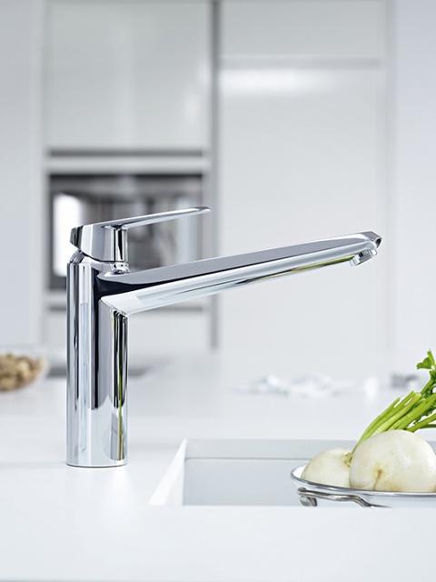 Taps with Pull-out Spray - Kitchen Trends & Tap Designs - For your ...