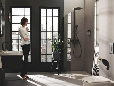 Bathroom & Kitchen fittings in GROHE Black | GROHE