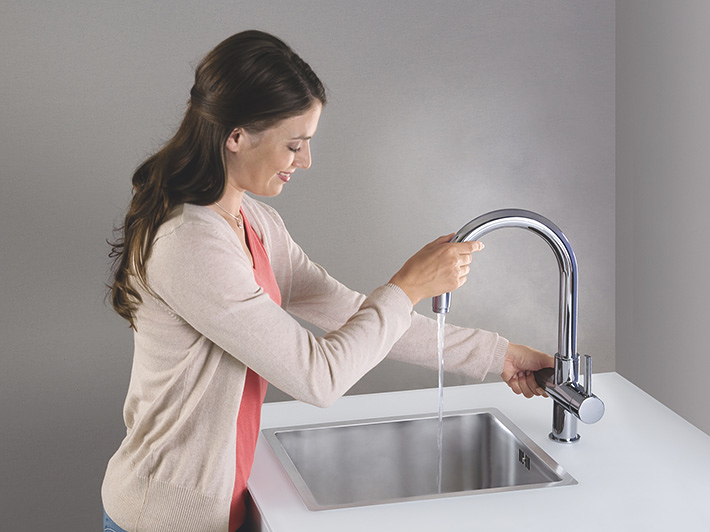 GROHE Red® - Instant kettle hot water plus integrated kitchen tap | GROHE