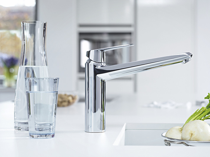 Faucets with Pull-out Spray - Kitchen Trends & Designs - For your ...