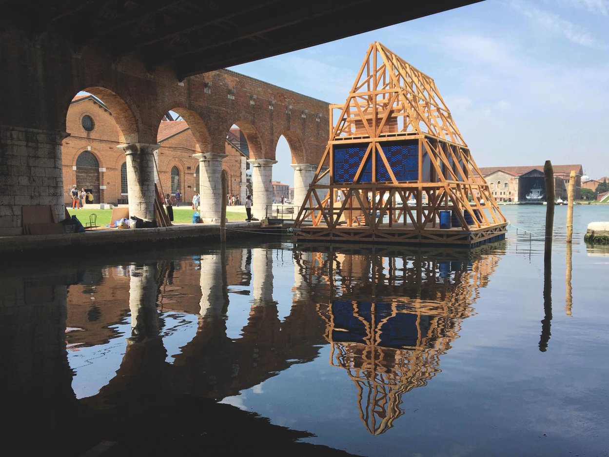 Floating Architecture | GROHE