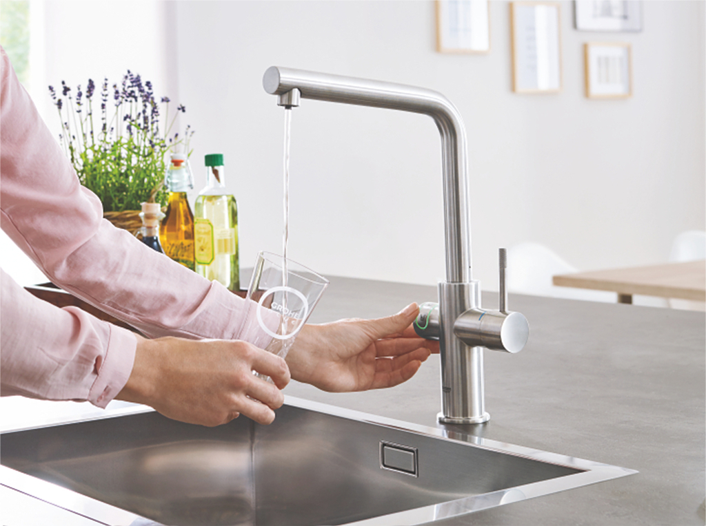 KUCHYŇSKÉ SYSTÉMY GROHE BLUE VYROBENY PRO VAŠI VODU | GROHE