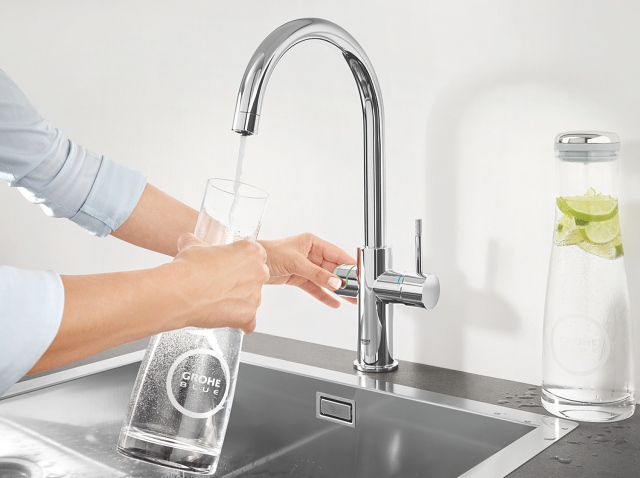 KUCHYŇSKÉ SYSTÉMY GROHE BLUE VYROBENY PRO VAŠI VODU | GROHE