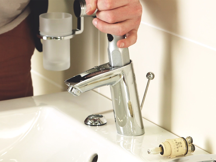 Installation guide - Change a basin mixer cartridge | GROHE 官方網站