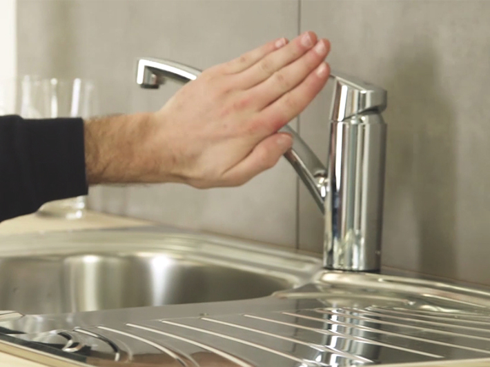 Installation guide - Install a kitchen sink mixer | GROHE
