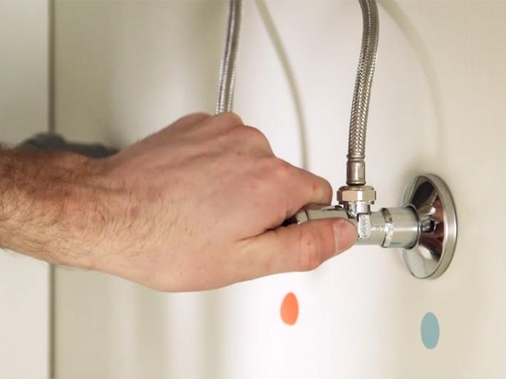 Installation guide - Install a kitchen sink mixer | GROHE