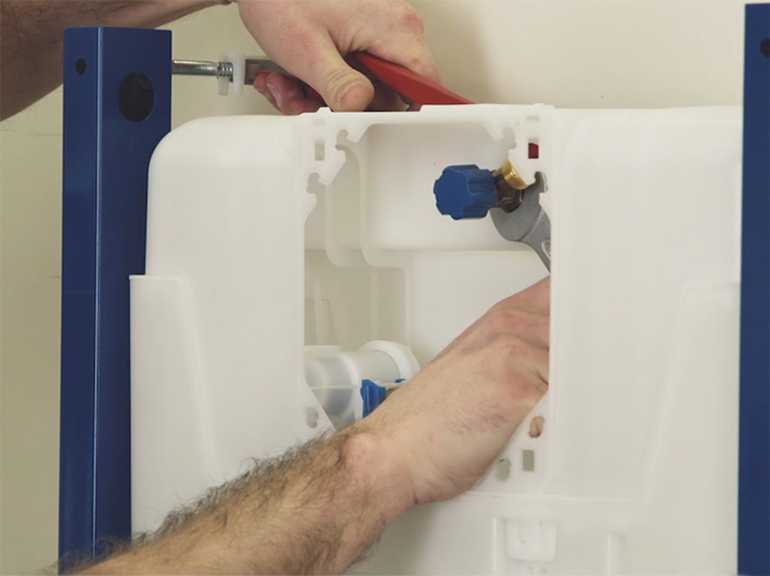 Installation guide - Install a wall-hung toilet system | 德国高仪中国官方网站