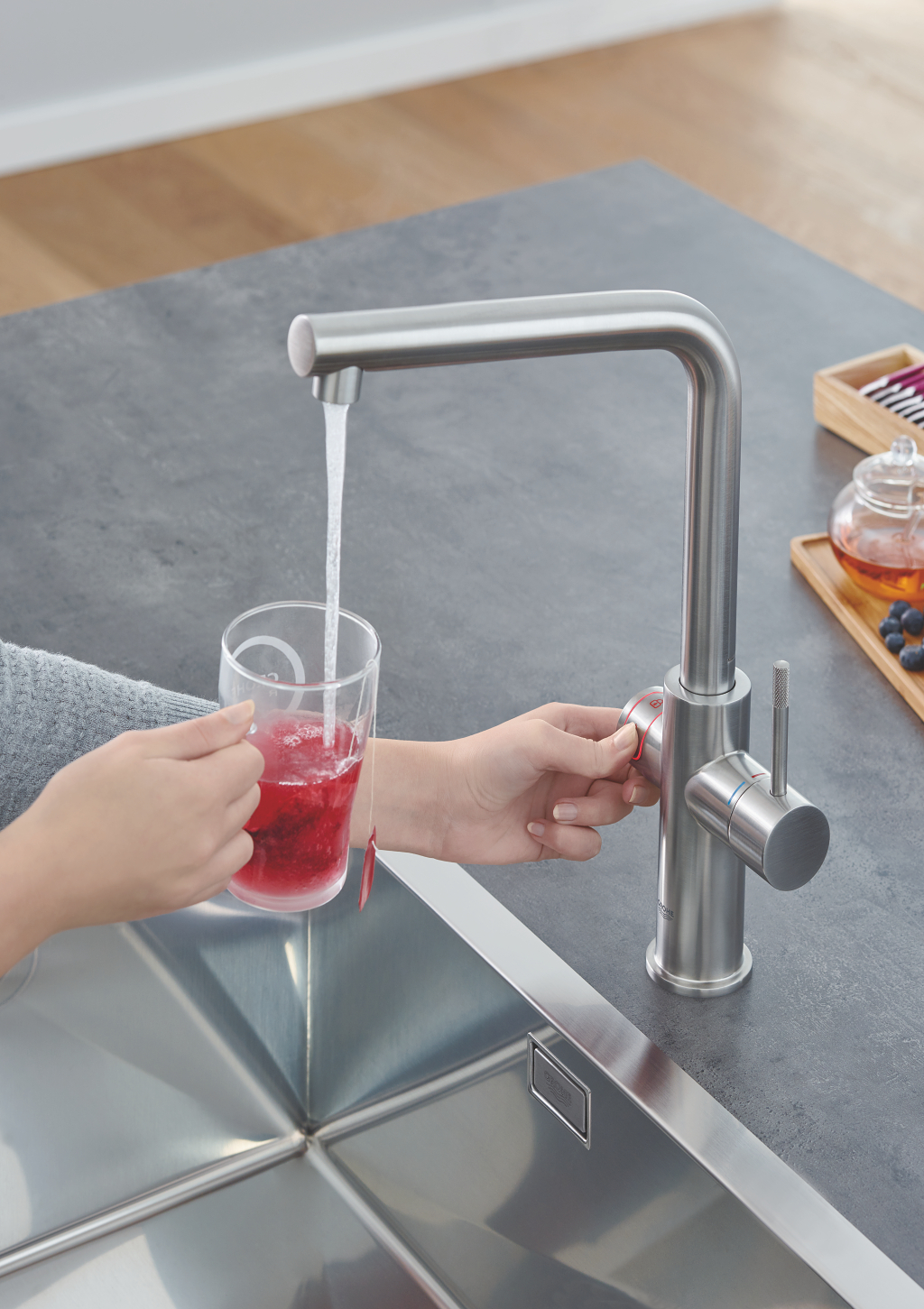 GROHE Red Duo Faucet and L size boiler | GROHE