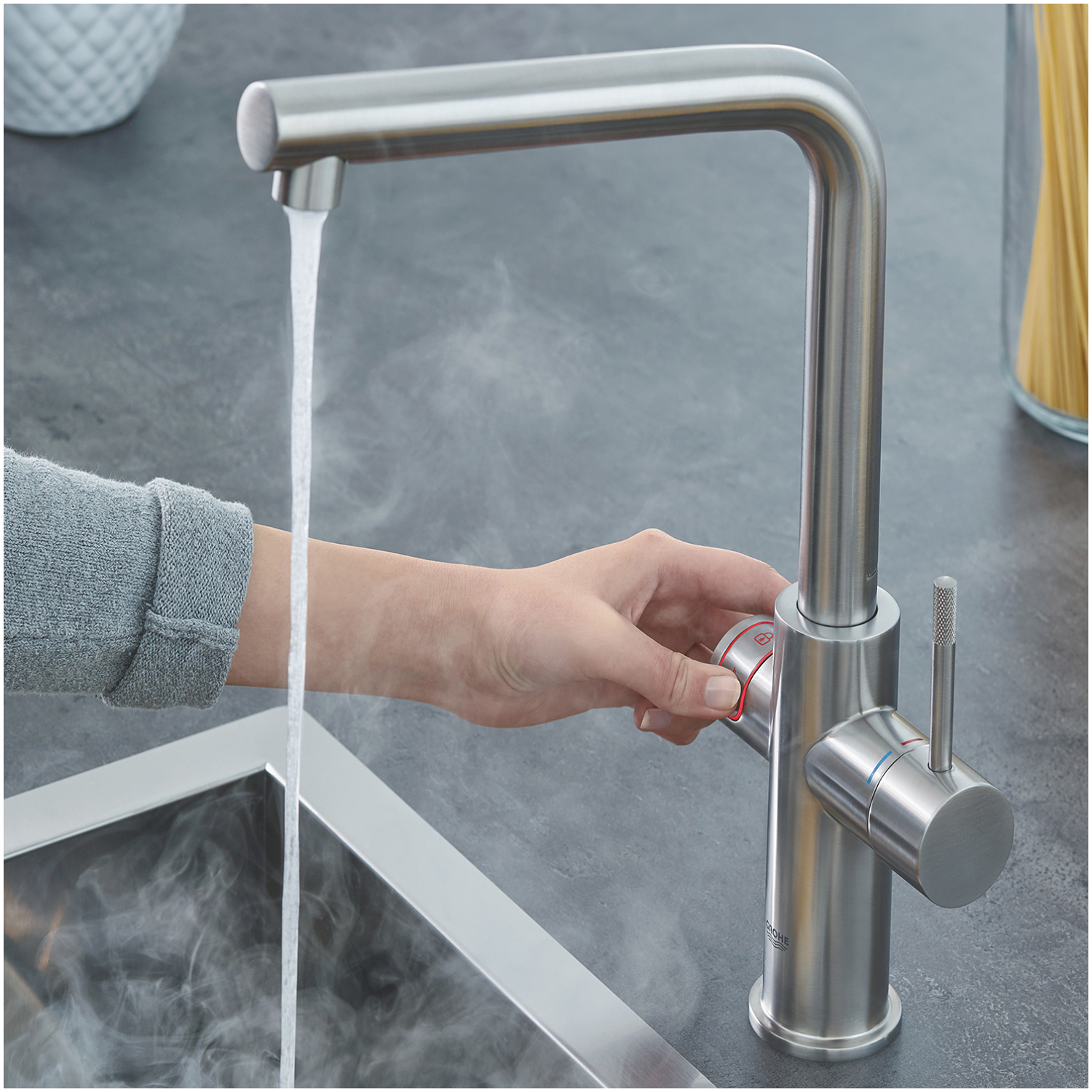GROHE Red Duo Faucet and M size boiler | GROHE